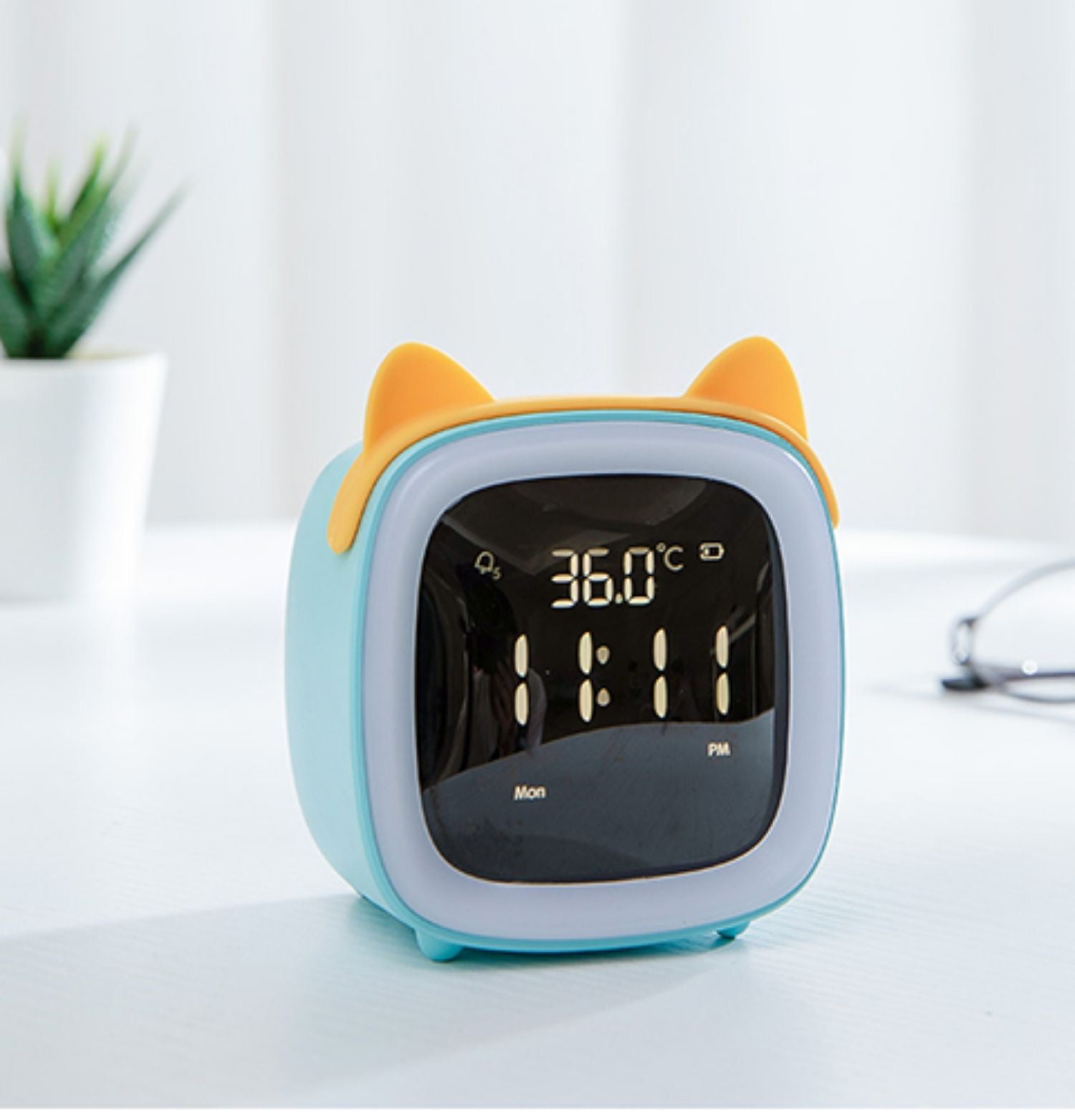 Cute Pet TV Alarm Clock | LED Night Light & Temperature Display – Ego Store